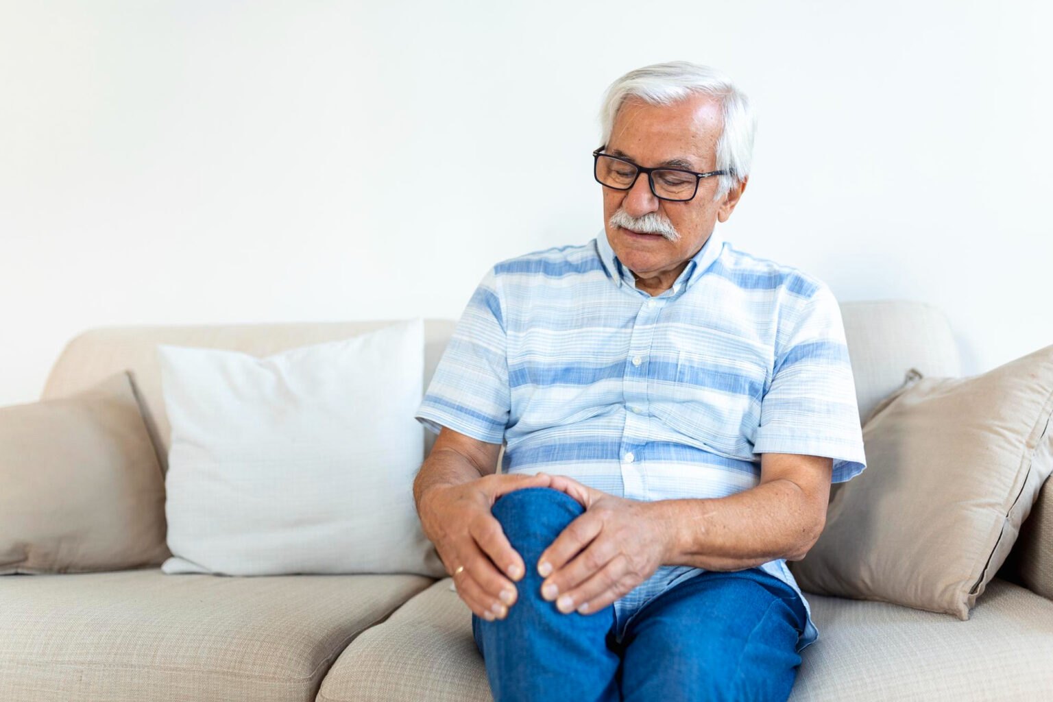 Understanding The Different Types Of Arthritis Pain (inflammatory And ...